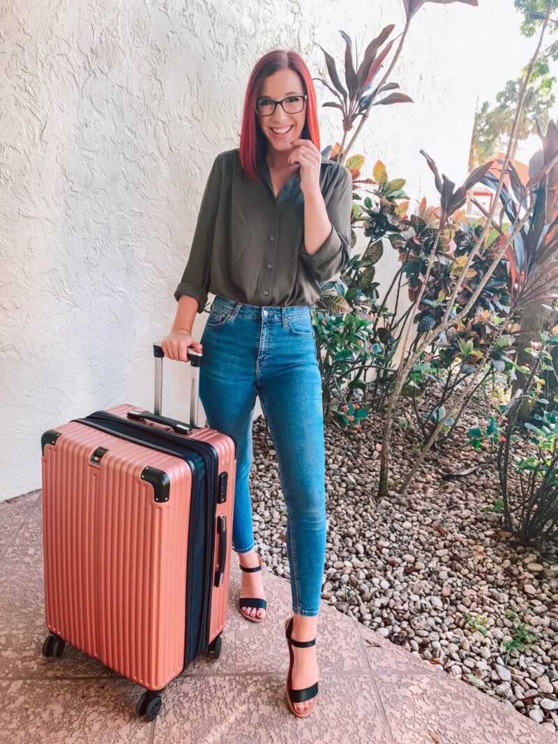 Four Essential Travel Outfits For Summer | The Espresso Edition